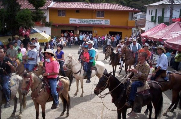 Abriaquí - Puebliando por Antioquia