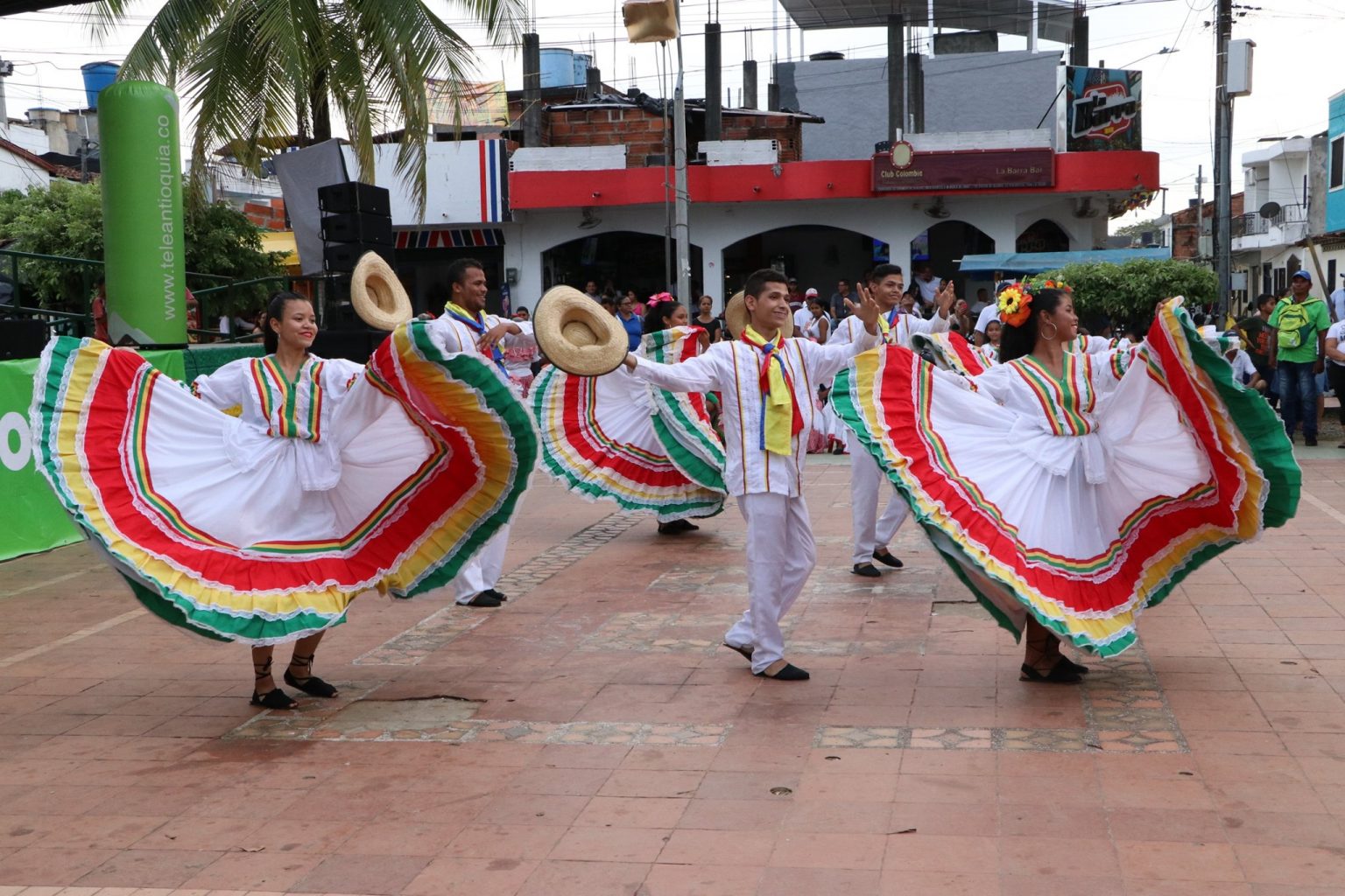Caucasia - Puebliando por Antioquia