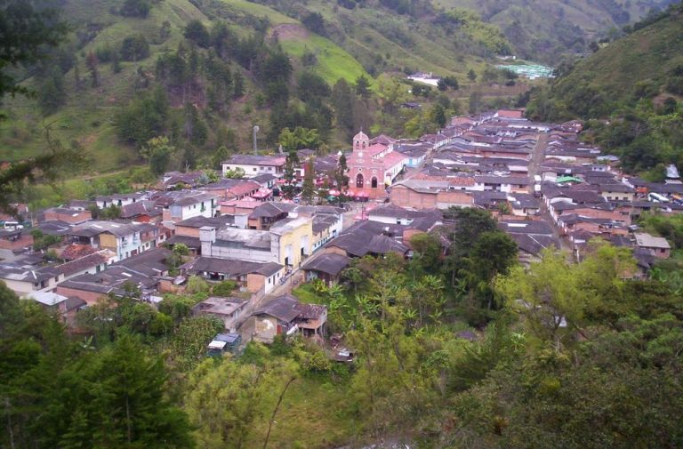 Abriaquí - Puebliando por Antioquia